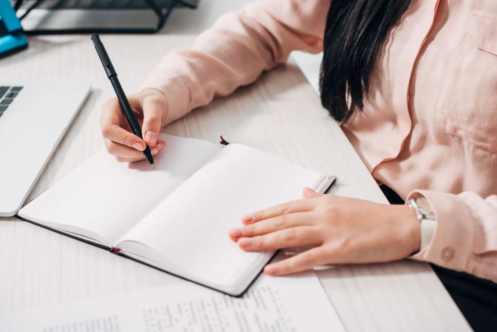 25 Employee Recognition Gift Ideas for Your Team in - Gift Market Blog